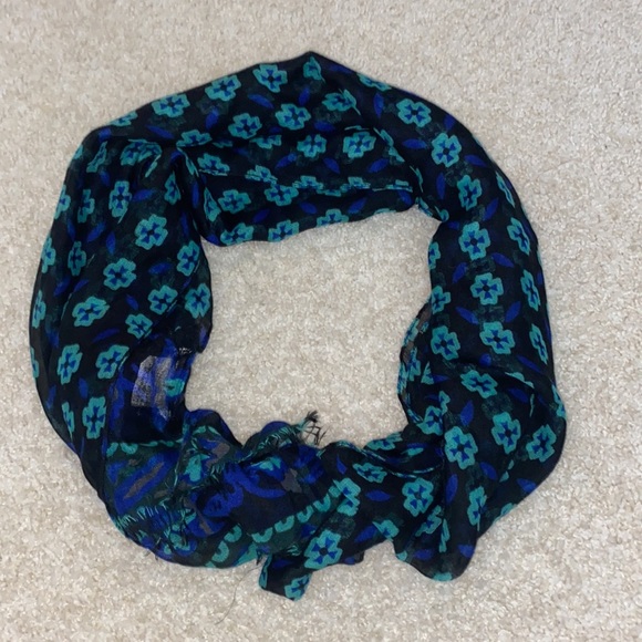 Charming Charlie | Accessories | Charming Charlie Scarf | Poshmark